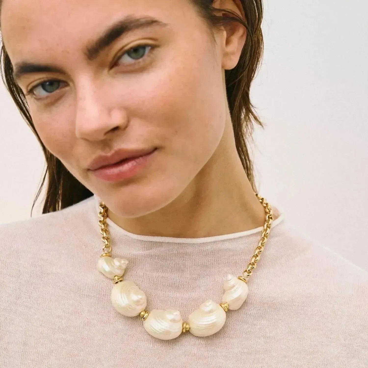Multi Shell Necklace Pearl Vanessa Baroni